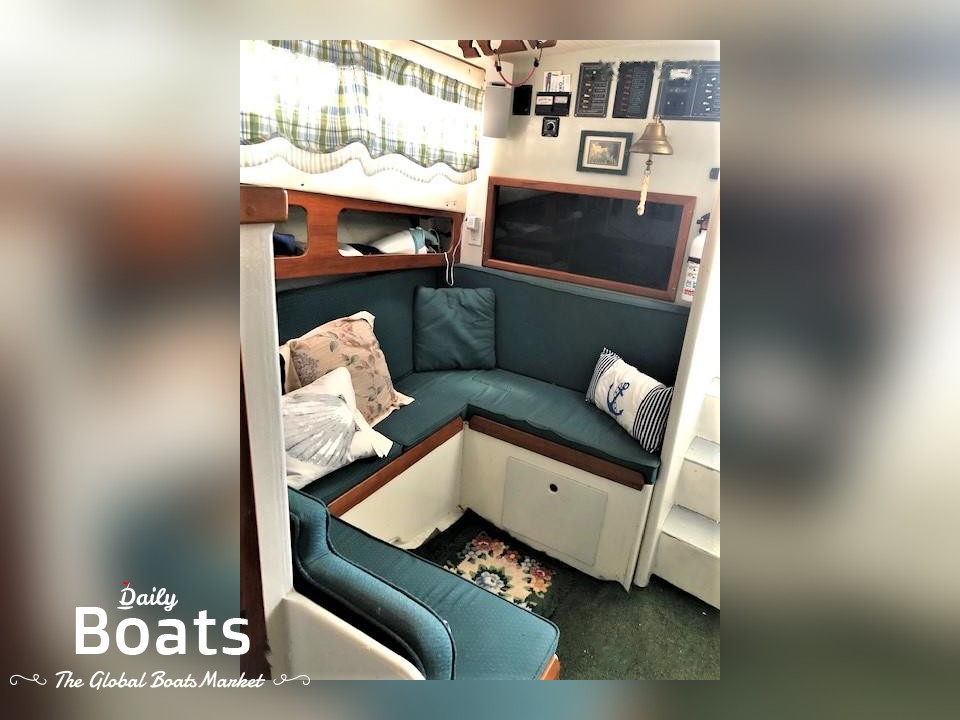 1980 Dyer 40 Express Cruiser for sale. View price, photos and Buy 1980 ...