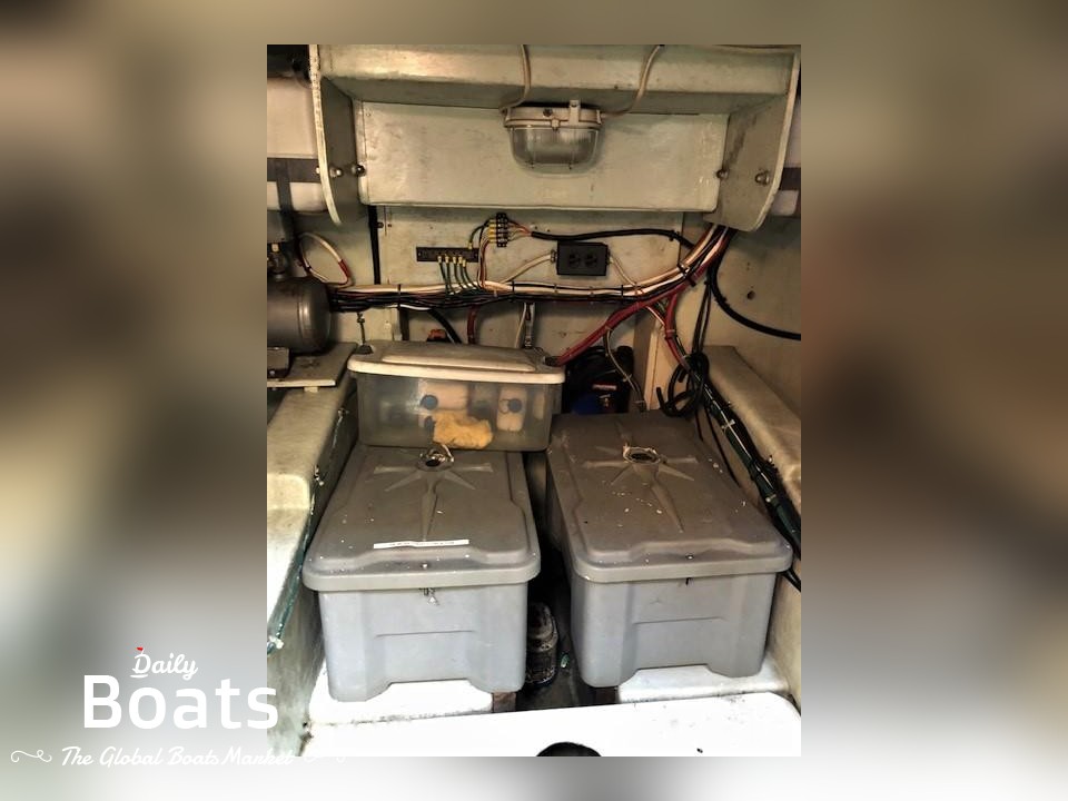 1980 Dyer 40 Express Cruiser for sale. View price, photos and Buy 1980 ...