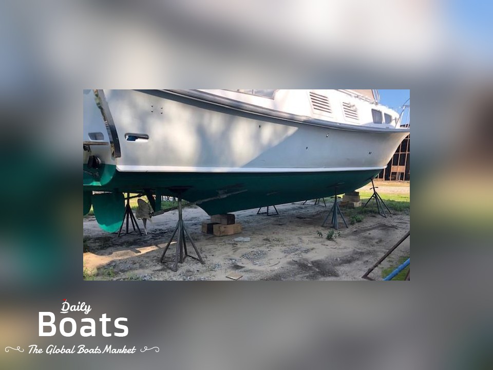 1980 Dyer 40 Express Cruiser for sale. View price, photos and Buy 1980 ...