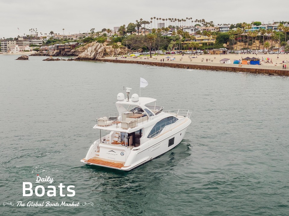 2019 Azimut 55 Flybridge for sale. View price, photos and Buy 2019 ...