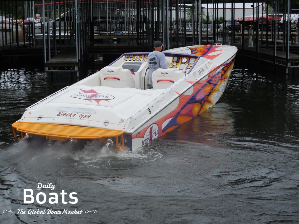 2002 Cigarette 38 Top Gun for sale. View price, photos and Buy 2002 ...