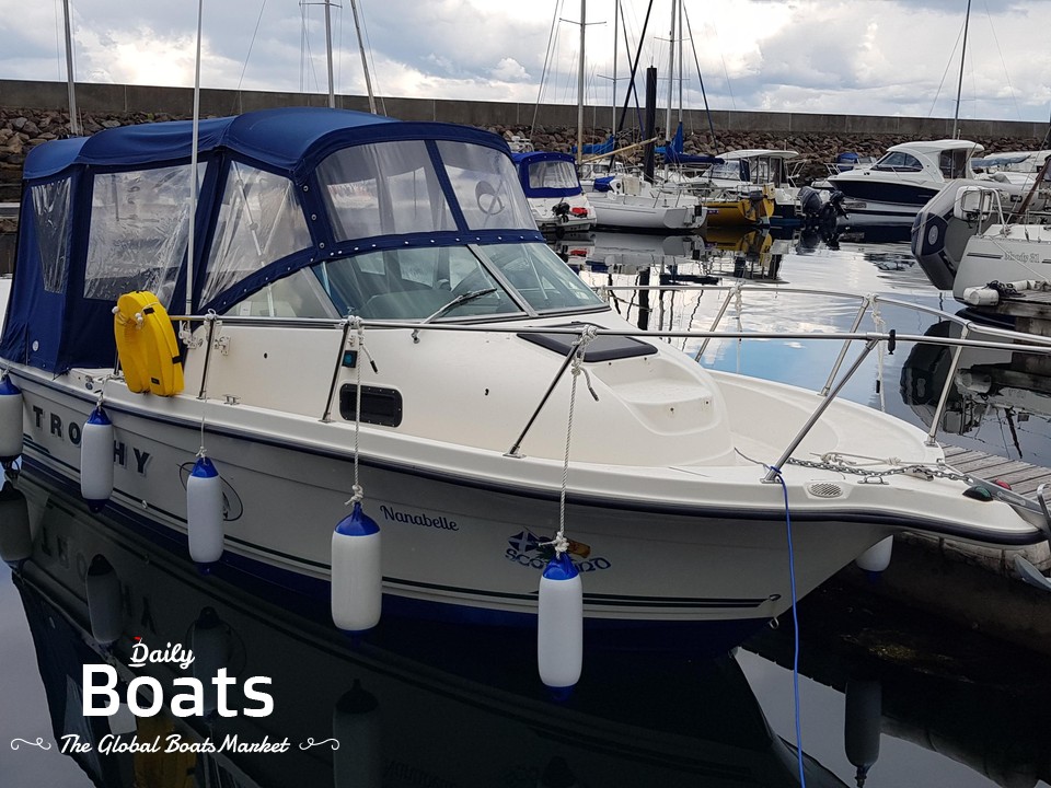 2001 Bayliner 2002 Trophy Walkaround for sale. View price, photos and ...