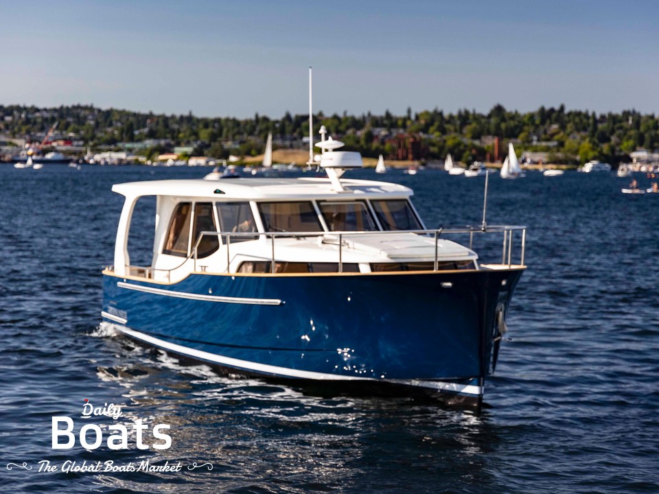 2020 Greenline 33 for sale. View price, photos and Buy 2020 Greenline ...