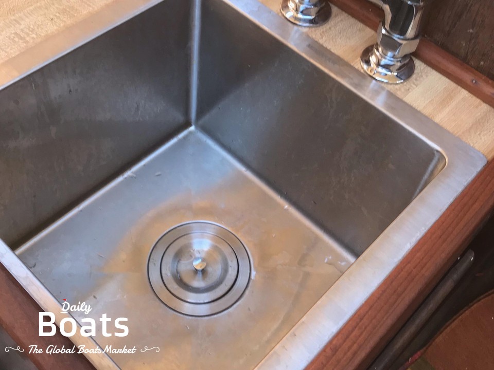 1978 Hughes 35 for sale. View price, photos and Buy 1978 Hughes 35 #295582