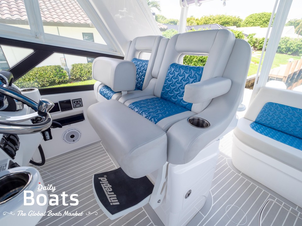 2022 Intrepid 477 Evolution Sport Yacht Q450 for sale. View price ...