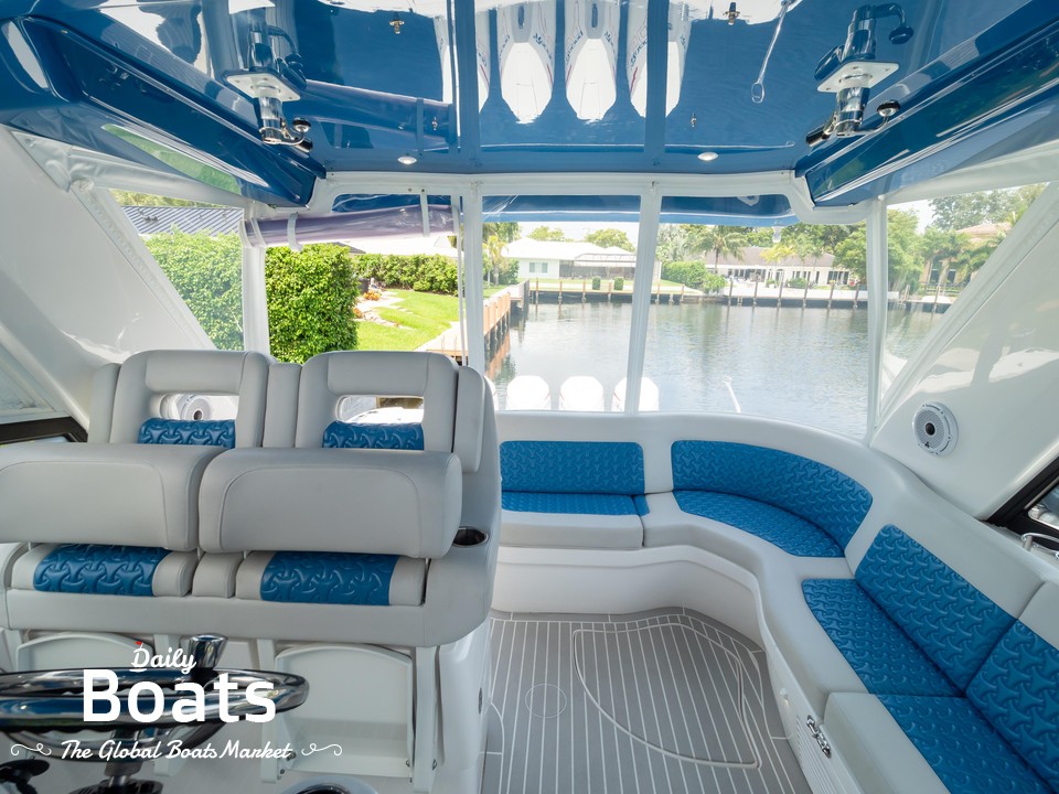 2022 Intrepid 477 Evolution Sport Yacht Q450 for sale. View price ...