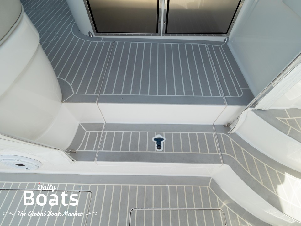 2022 Intrepid 477 Evolution Sport Yacht Q450 for sale. View price ...