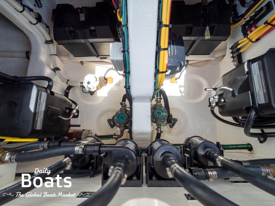 2022 Intrepid 477 Evolution Sport Yacht Q450 for sale. View price ...