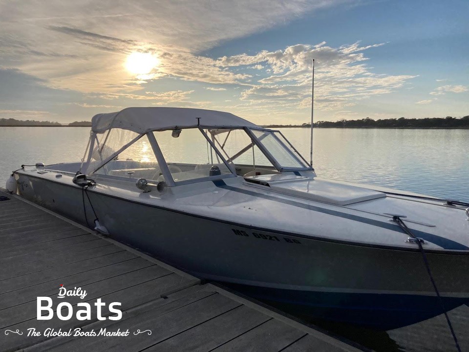 1971 Chris-Craft Lancer 23 for sale. View price, photos and Buy 1971 ...