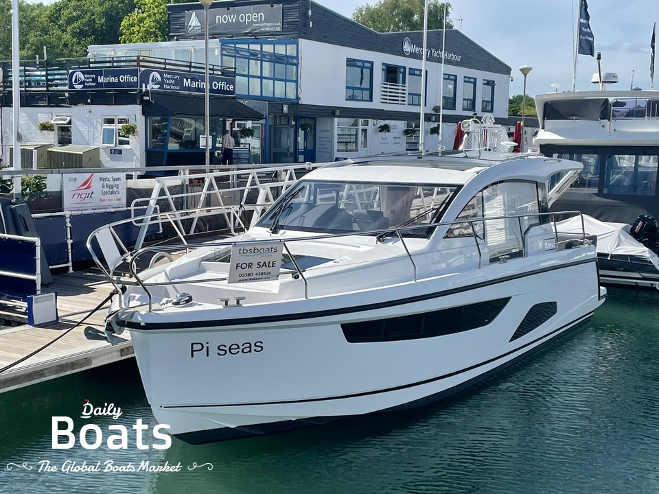 2017 Sealine C330 for sale. View price, photos and Buy 2017 Sealine ...