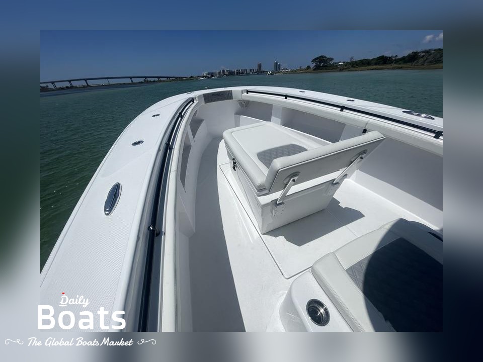 2022 Front Runner 33 Cc for sale. View price, photos and Buy 2022 Front ...