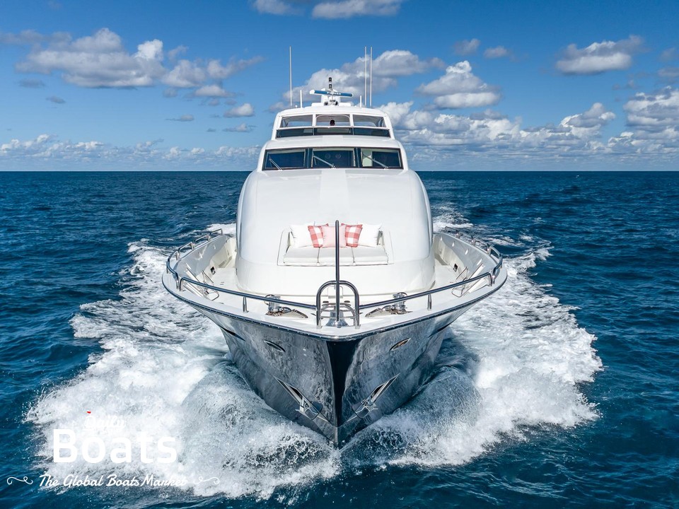 2007 Lazzara Yachts 116 for sale. View price, photos and Buy 2007 ...