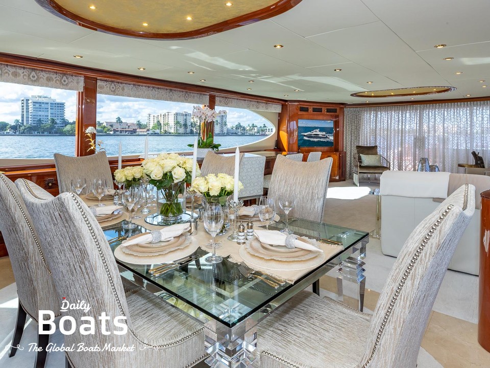 2007 Lazzara Yachts 116 for sale. View price, photos and Buy 2007 ...