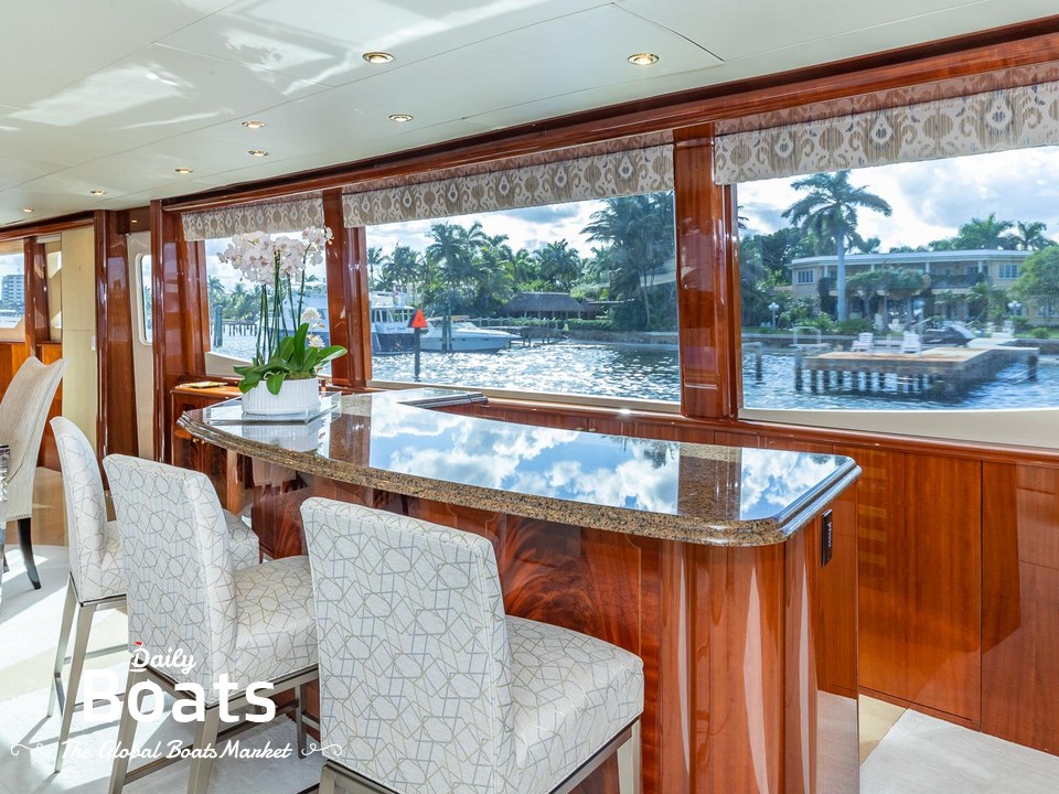 2007 Lazzara Yachts 116 for sale. View price, photos and Buy 2007 ...