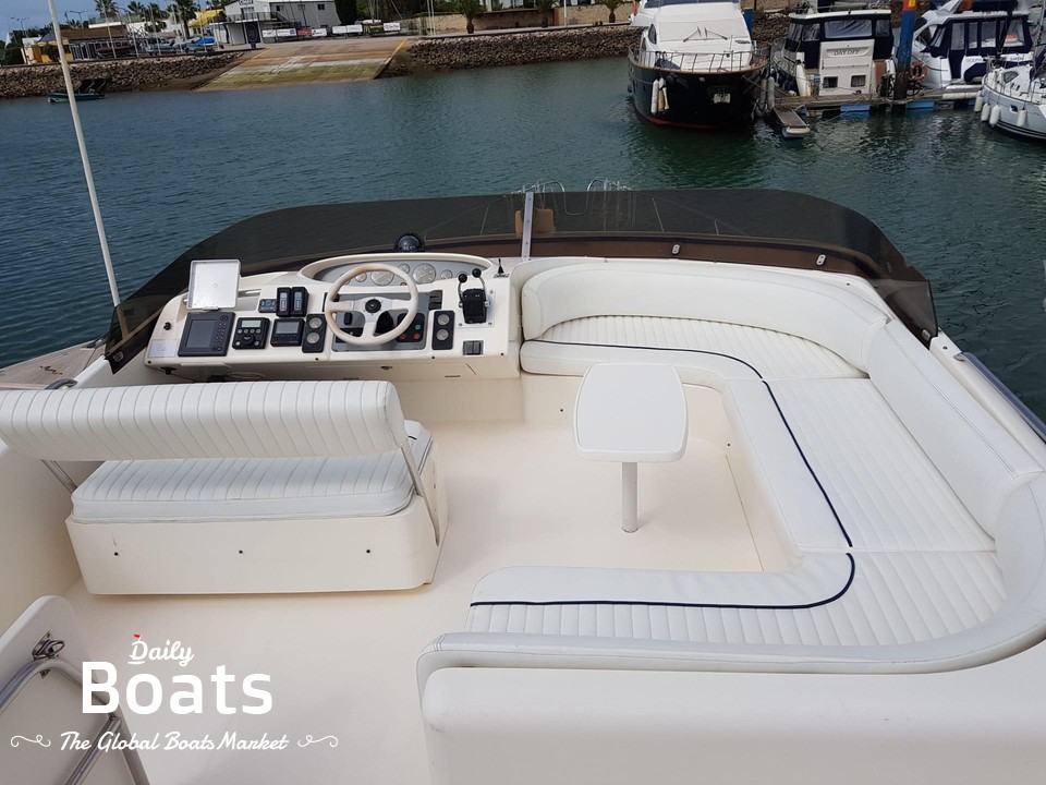 1995 Princess 440 for sale. View price, photos and Buy 1995 Princess ...