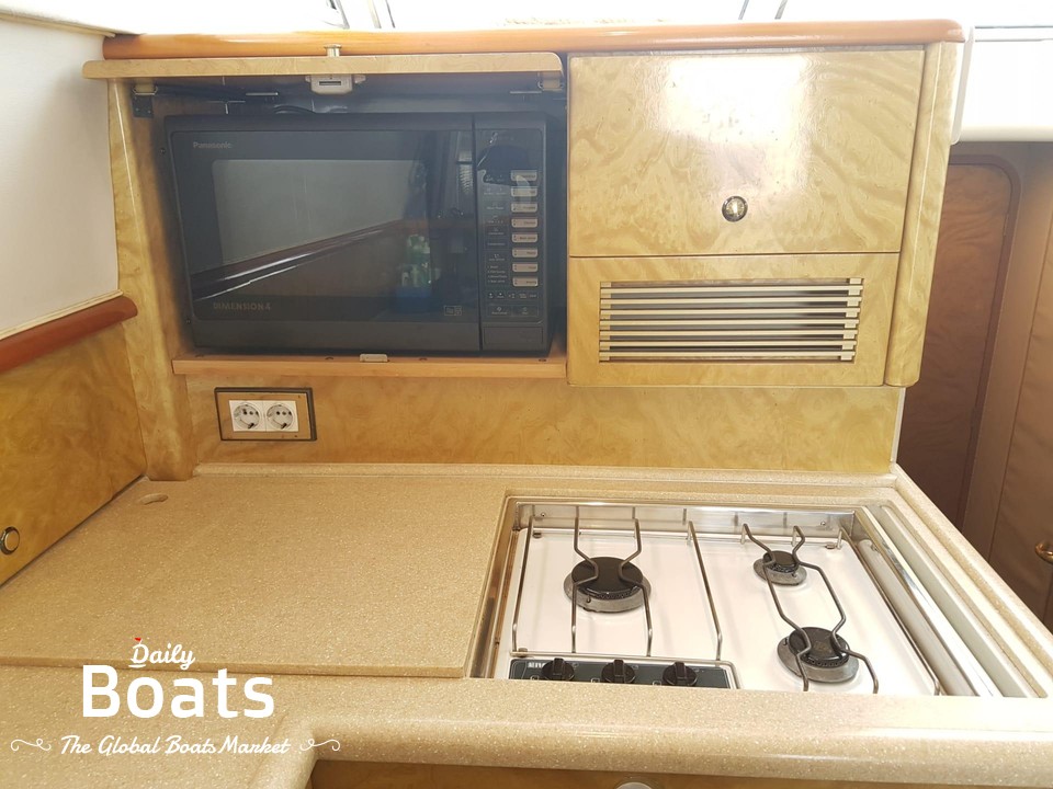 1995 Princess 440 for sale. View price, photos and Buy 1995 Princess ...