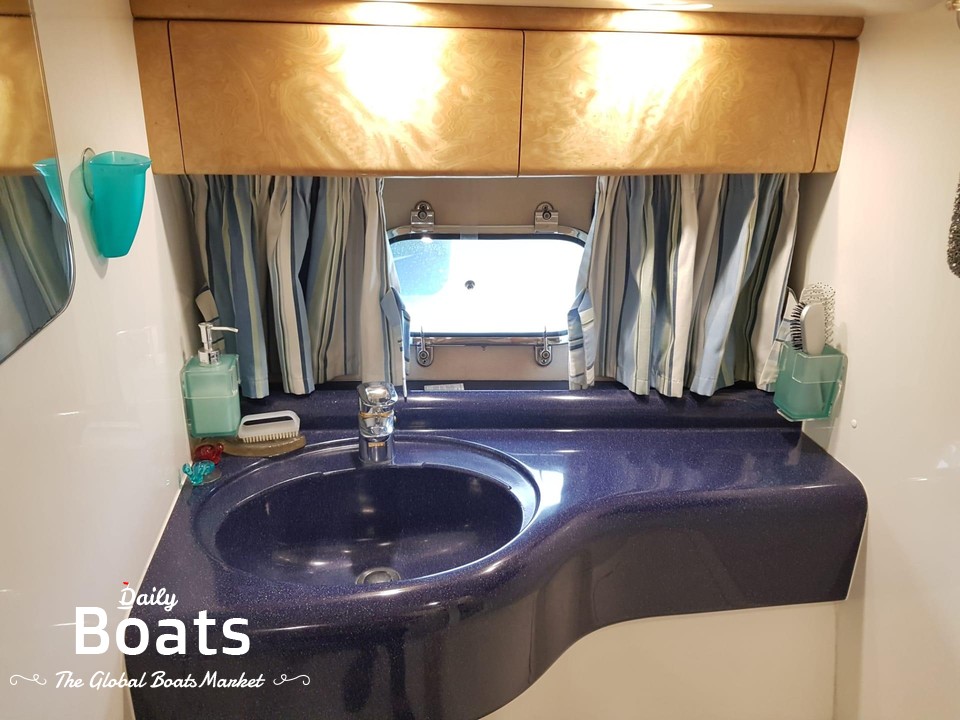 1995 Princess 440 for sale. View price, photos and Buy 1995 Princess ...