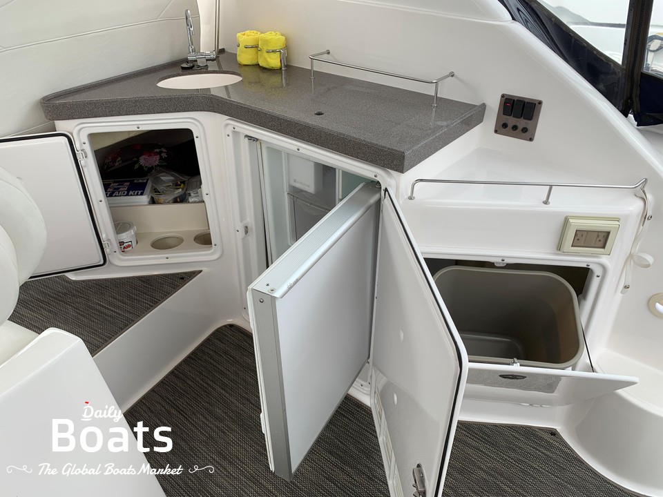 2007 Regal 3760 Hard Top for sale. View price, photos and Buy 2007 ...