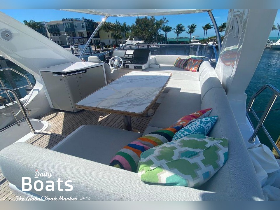 2019 Azimut 55 Flybridge for sale. View price, photos and Buy 2019 ...