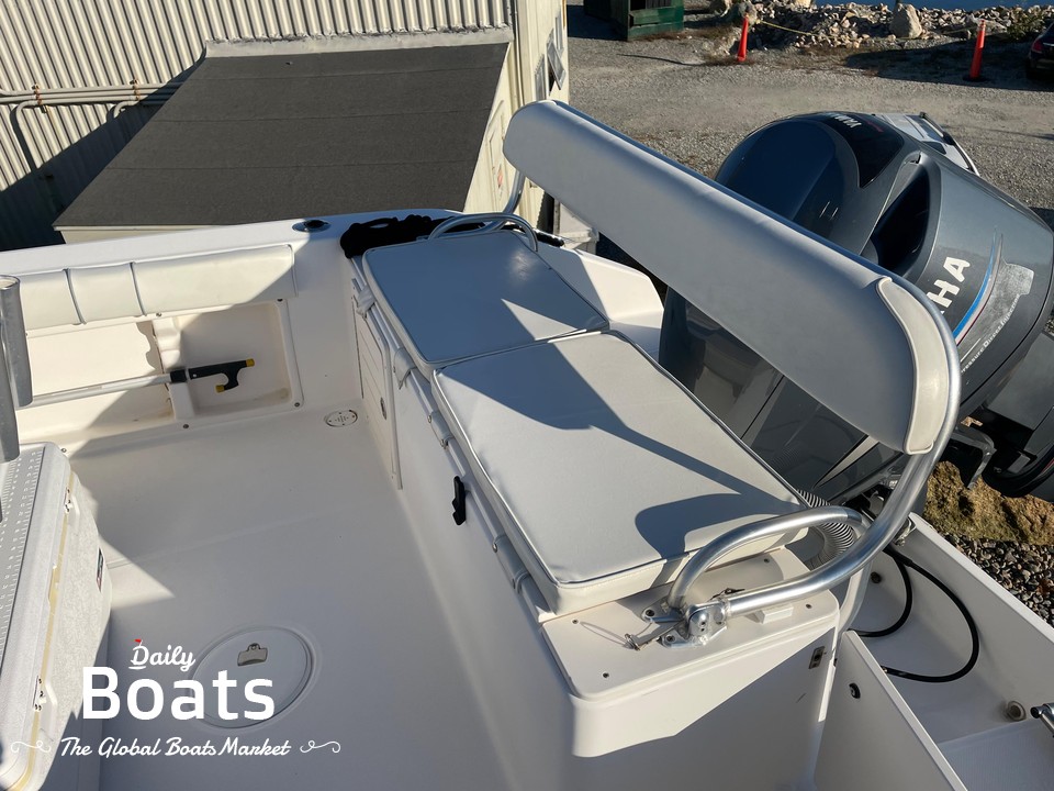 2004 Cobia 254 Center Console for sale. View price, photos and Buy 2004 ...