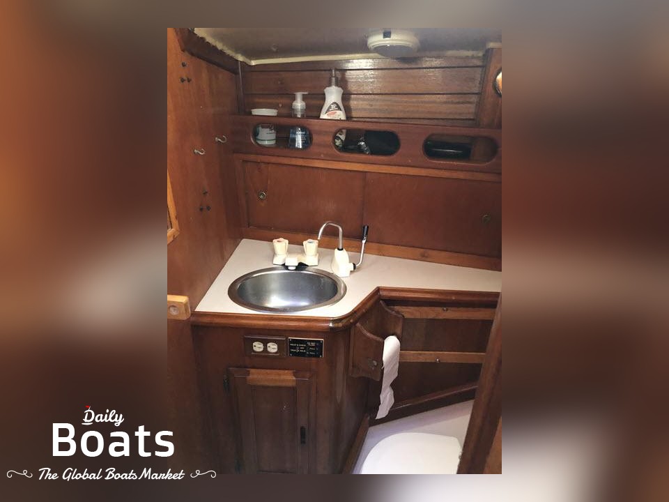 1977 Ericson 39B for sale. View price, photos and Buy 1977 Ericson 39B ...