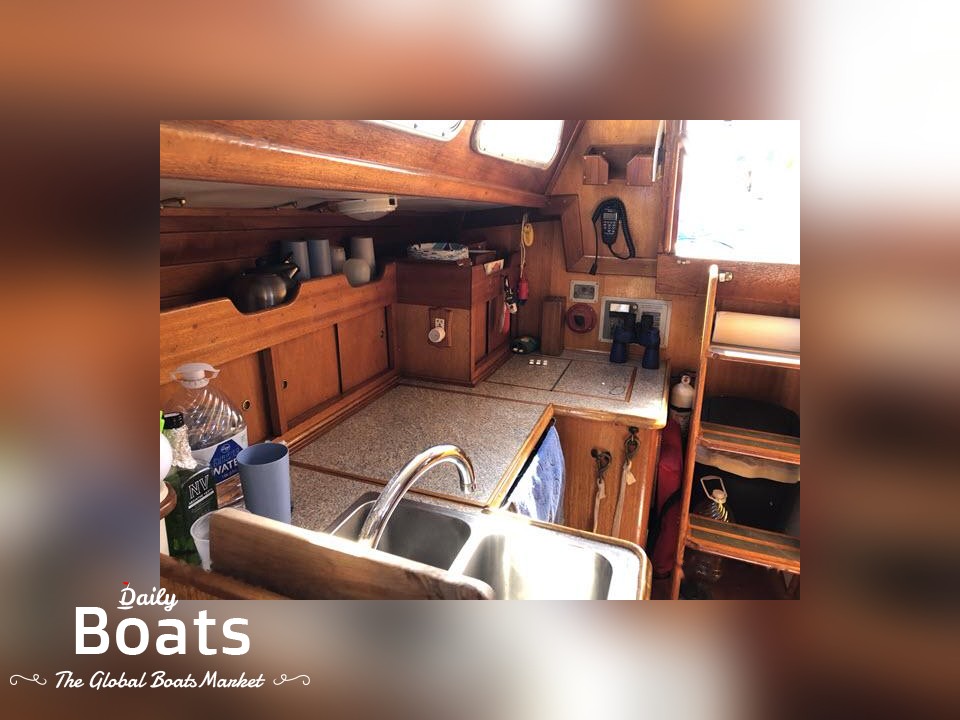 1977 Ericson 39B for sale. View price, photos and Buy 1977 Ericson 39B ...