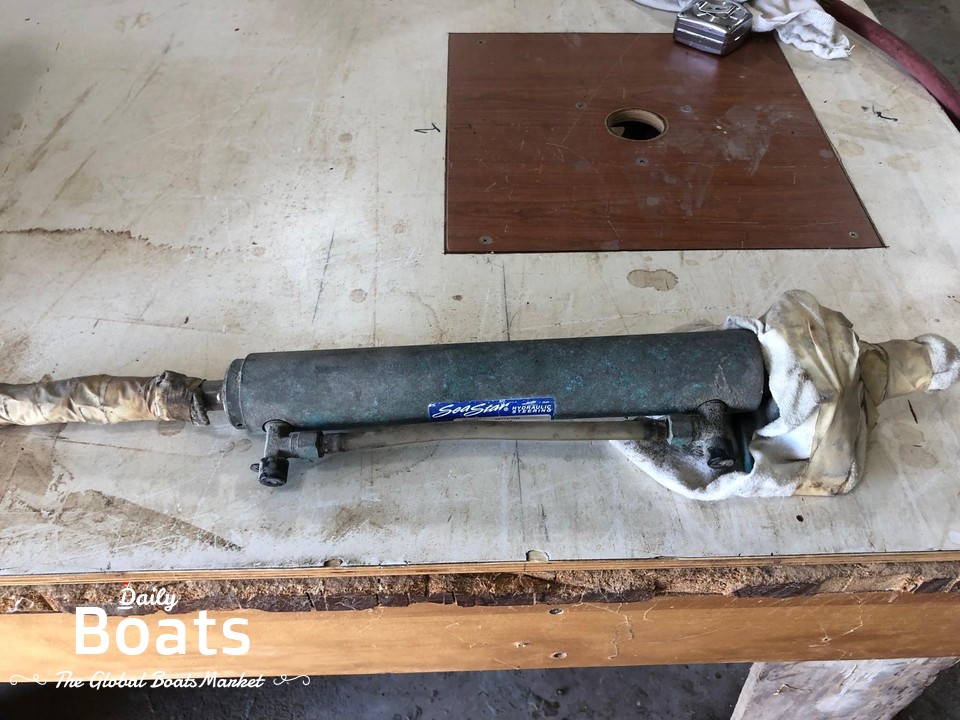 1983 KenCraft 25 Cambridge for sale. View price, photos and Buy 1983 ...