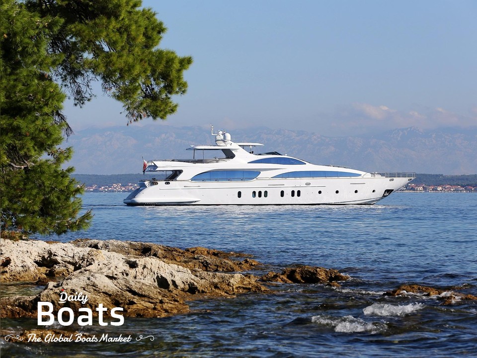 2008 Azimut 116 Grande for sale. View price, photos and Buy 2008 Azimut ...