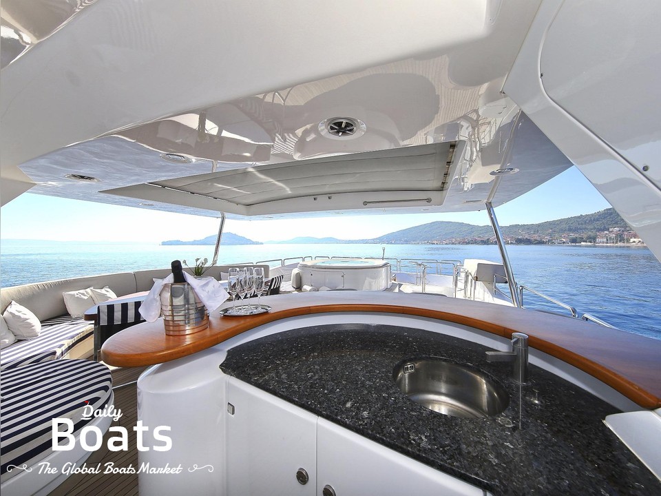 2008 Azimut 116 Grande for sale. View price, photos and Buy 2008 Azimut ...