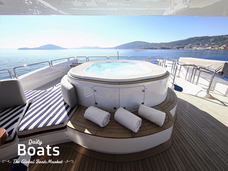 2008 Azimut 116 Grande for sale. View price, photos and Buy 2008 Azimut ...