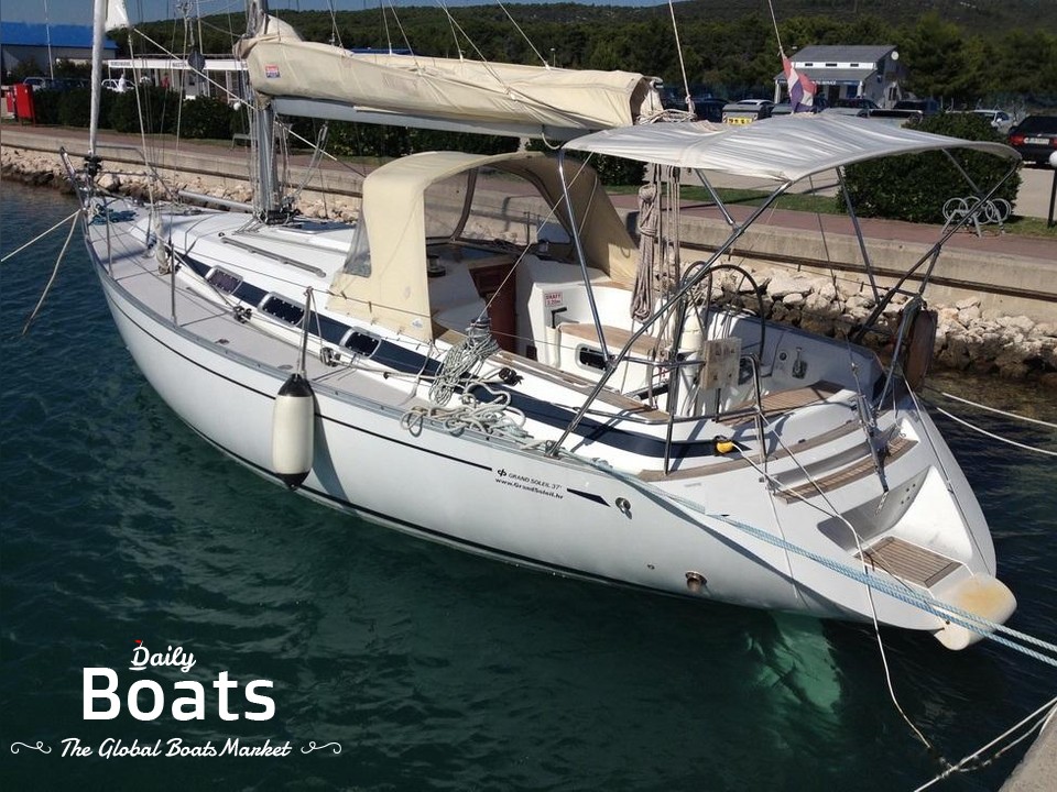 2004 Grand Soleil 37 for sale. View price, photos and Buy 2004 Grand ...