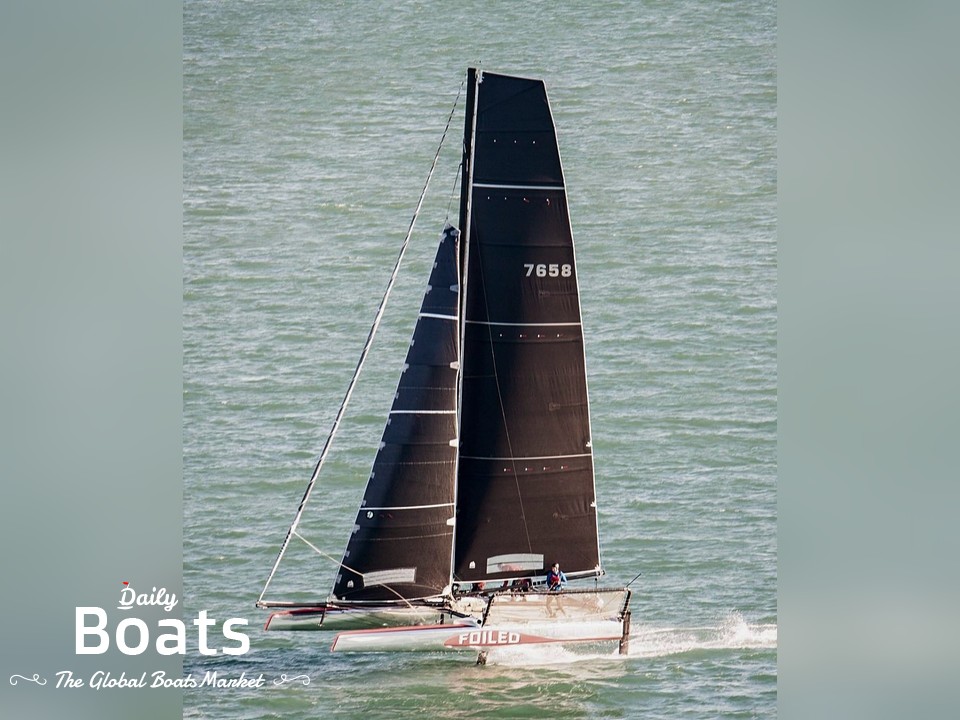 2012 Custom Sl33 Cat for sale. View price, photos and Buy 2012 Custom ...