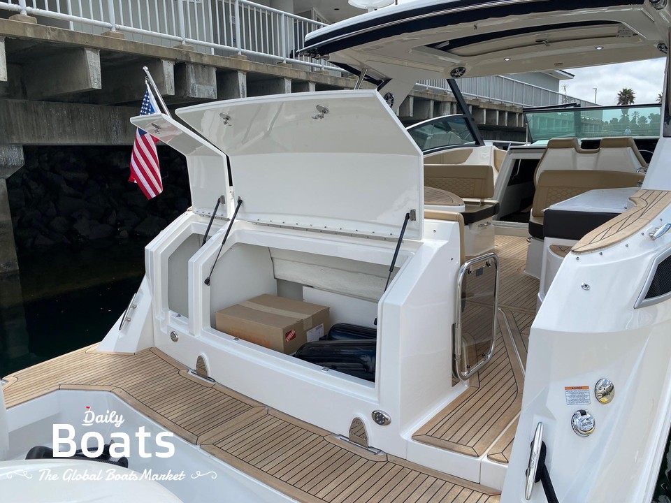 2022 Sea Ray 320 Sundancer Ob for sale. View price, photos and Buy 2022 ...