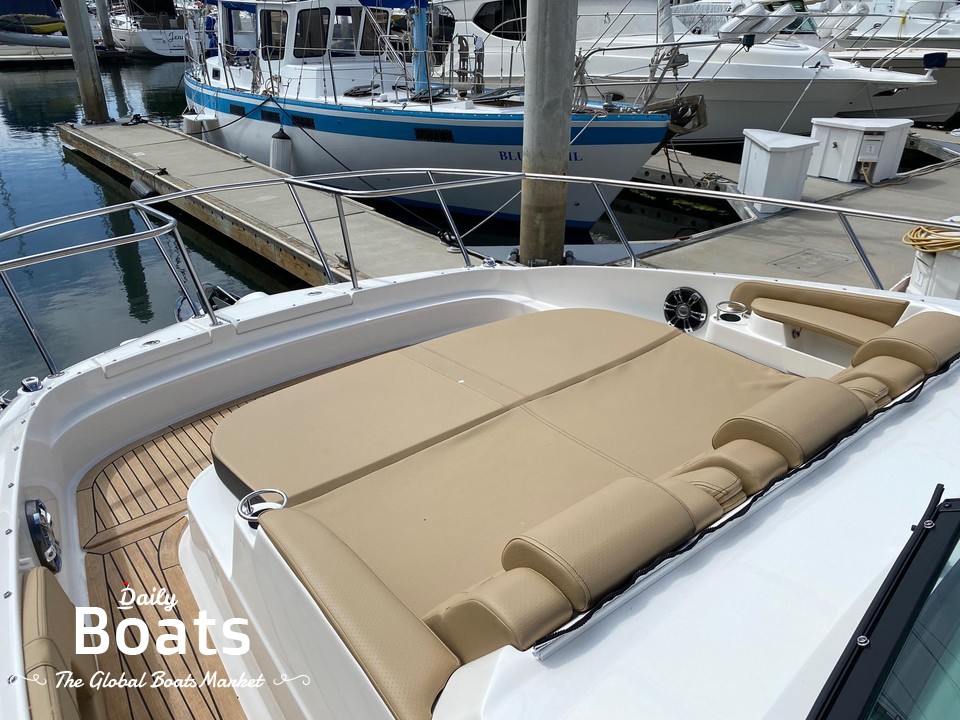 2022 Sea Ray 320 Sundancer Ob for sale. View price, photos and Buy 2022 ...