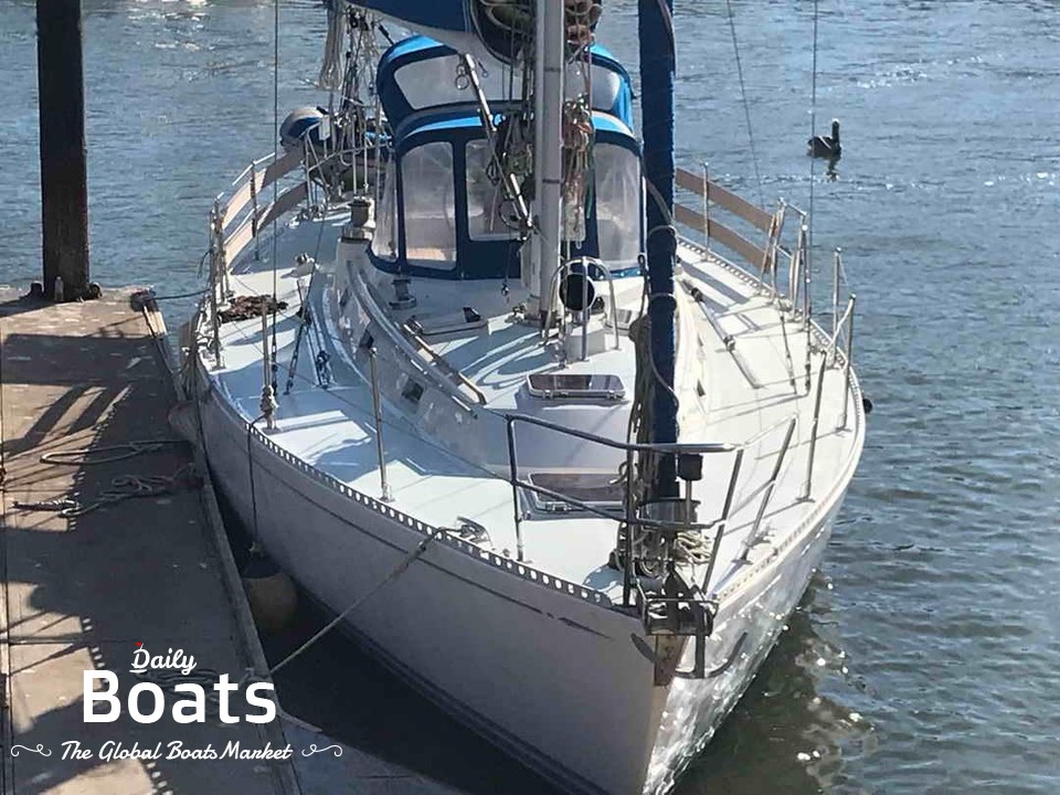 1986 Hylas 44 Center Cockpit Sloop for sale. View price, photos and Buy ...