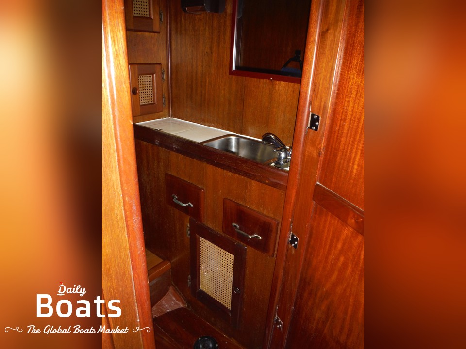 1980 Corbin Aft Cockpit Cutter for sale. View price, photos and Buy ...