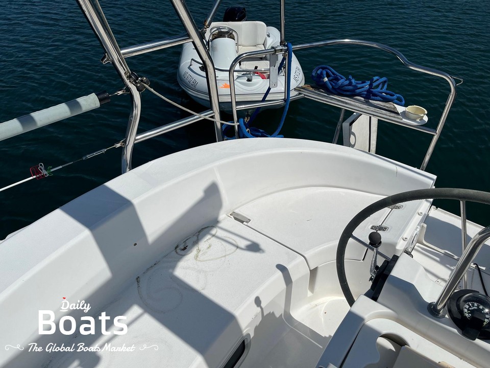 2001 Hunter 380 for sale. View price, photos and Buy 2001 Hunter 380 ...