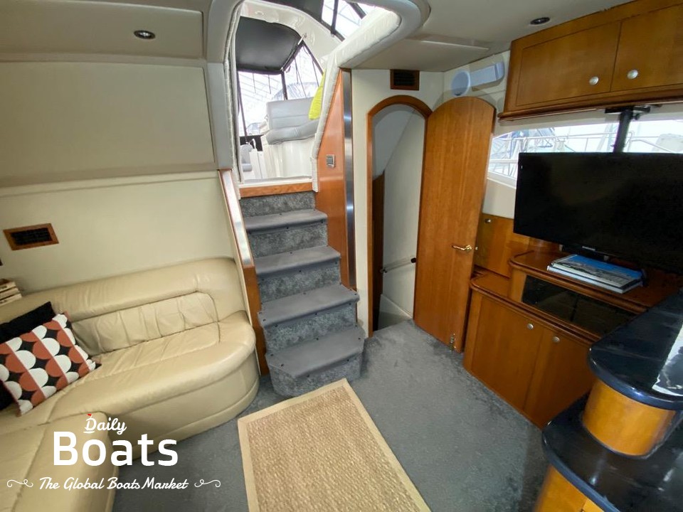 2001 Cruisers Yachts 4450 Express Motoryacht for sale. View price ...