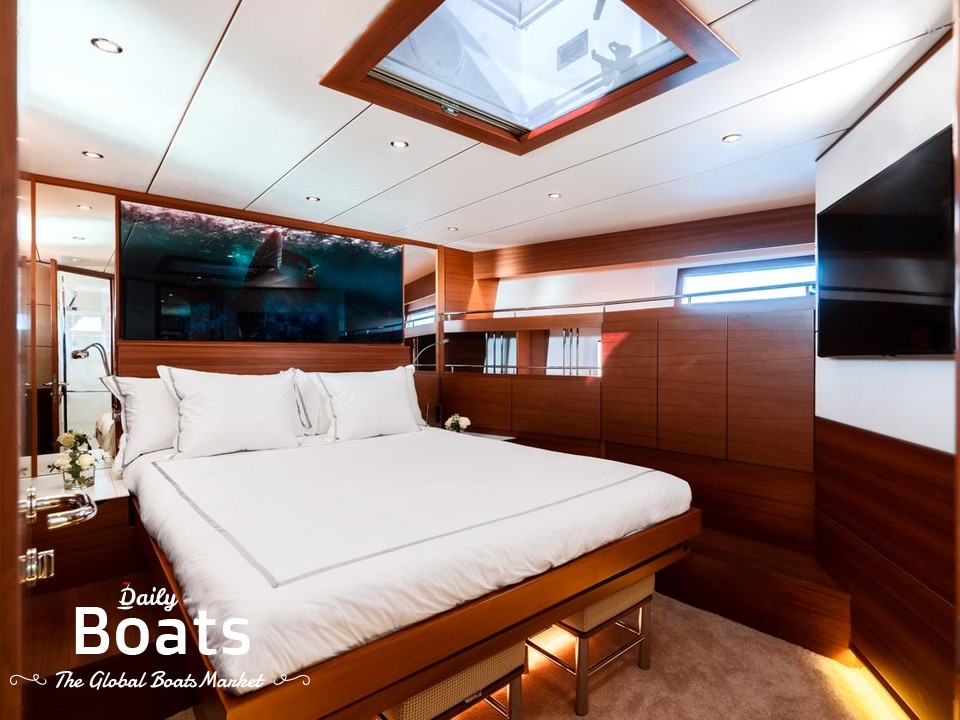 2020 Delta Powerboats 88 Carbon Yacht for sale. View price, photos and ...