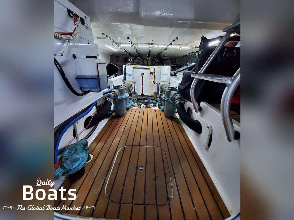 2005 Luhrs 41 Convertible for sale. View price, photos and Buy 2005 ...