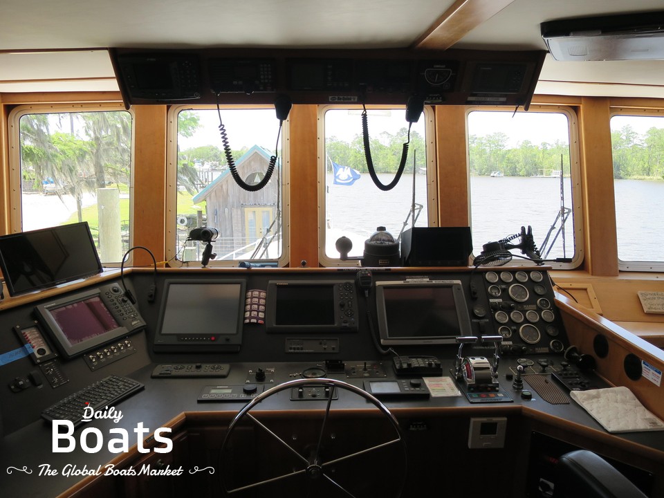 2004 Real Ships Expedition Yacht for sale. View price, photos and Buy ...