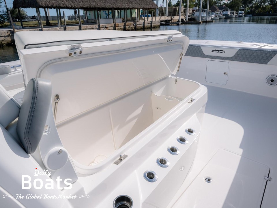 2020 Invincible 37 Cat for sale. View price, photos and Buy 2020 ...