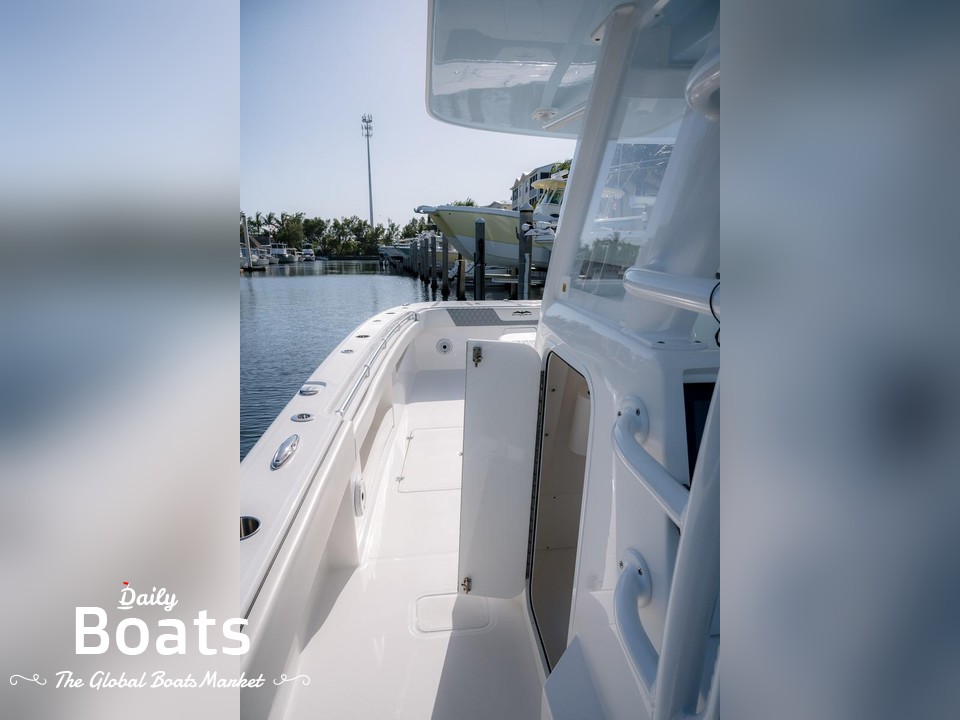 2020 Invincible 37 Cat for sale. View price, photos and Buy 2020 ...