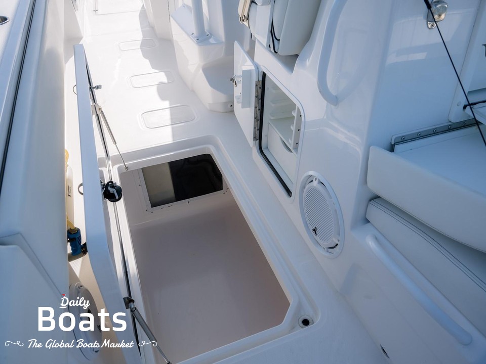 2020 Invincible 37 Cat for sale. View price, photos and Buy 2020 ...