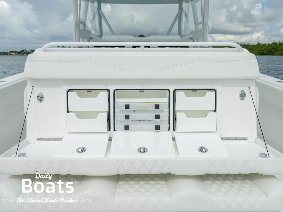 2020 Invincible 37 Cat for sale. View price, photos and Buy 2020 ...