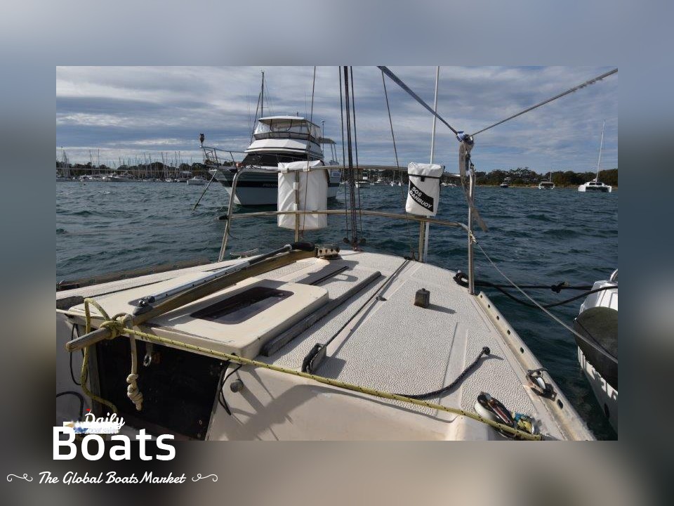 1990 Southern Ocean 32 for sale. View price, photos and Buy 1990 ...
