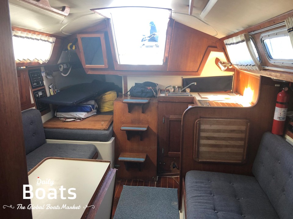 1988 Ericson 28+ for sale. View price, photos and Buy 1988 Ericson 28 ...