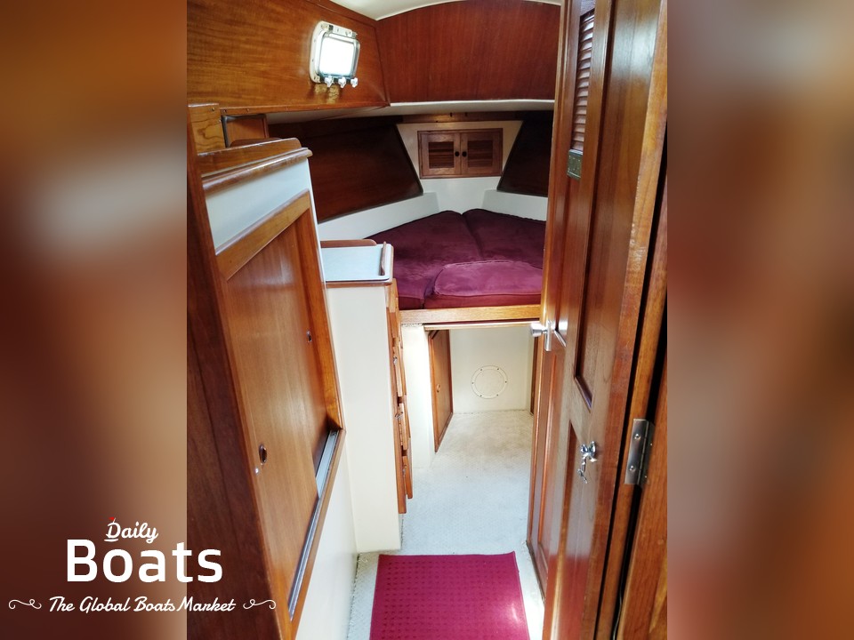 1982 Irwin 37 Mk V for sale. View price, photos and Buy 1982 Irwin 37 ...