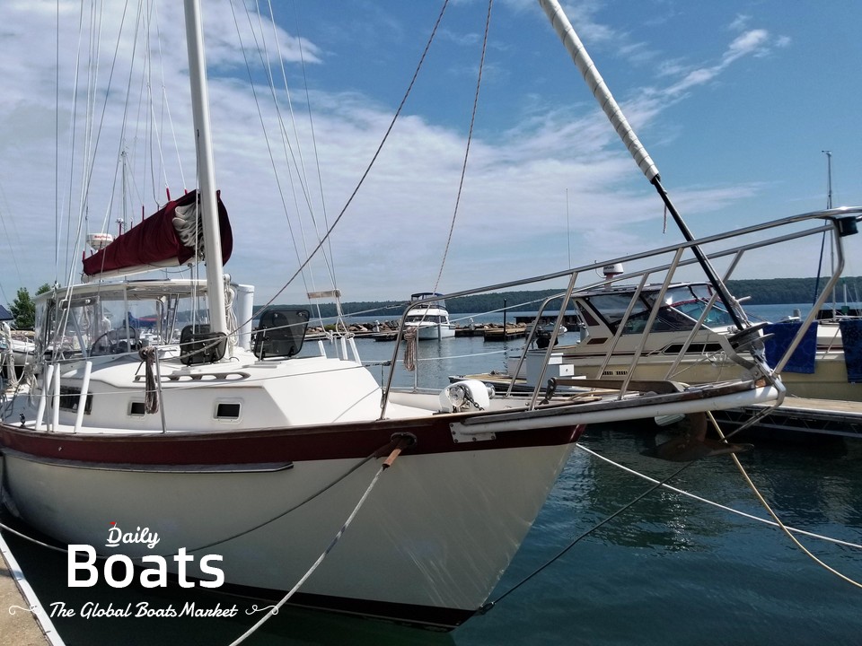 1982 Irwin 37 Mk V for sale. View price, photos and Buy 1982 Irwin 37 ...