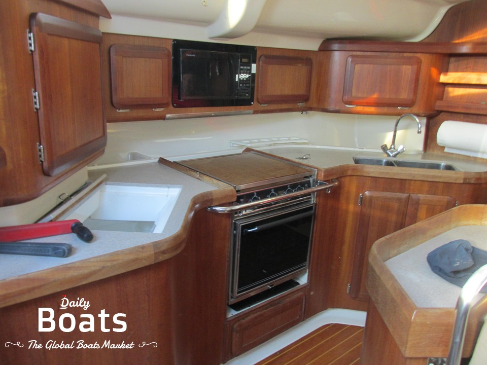 1996 Hunter Legend43 for sale. View price, photos and Buy 1996 Hunter ...